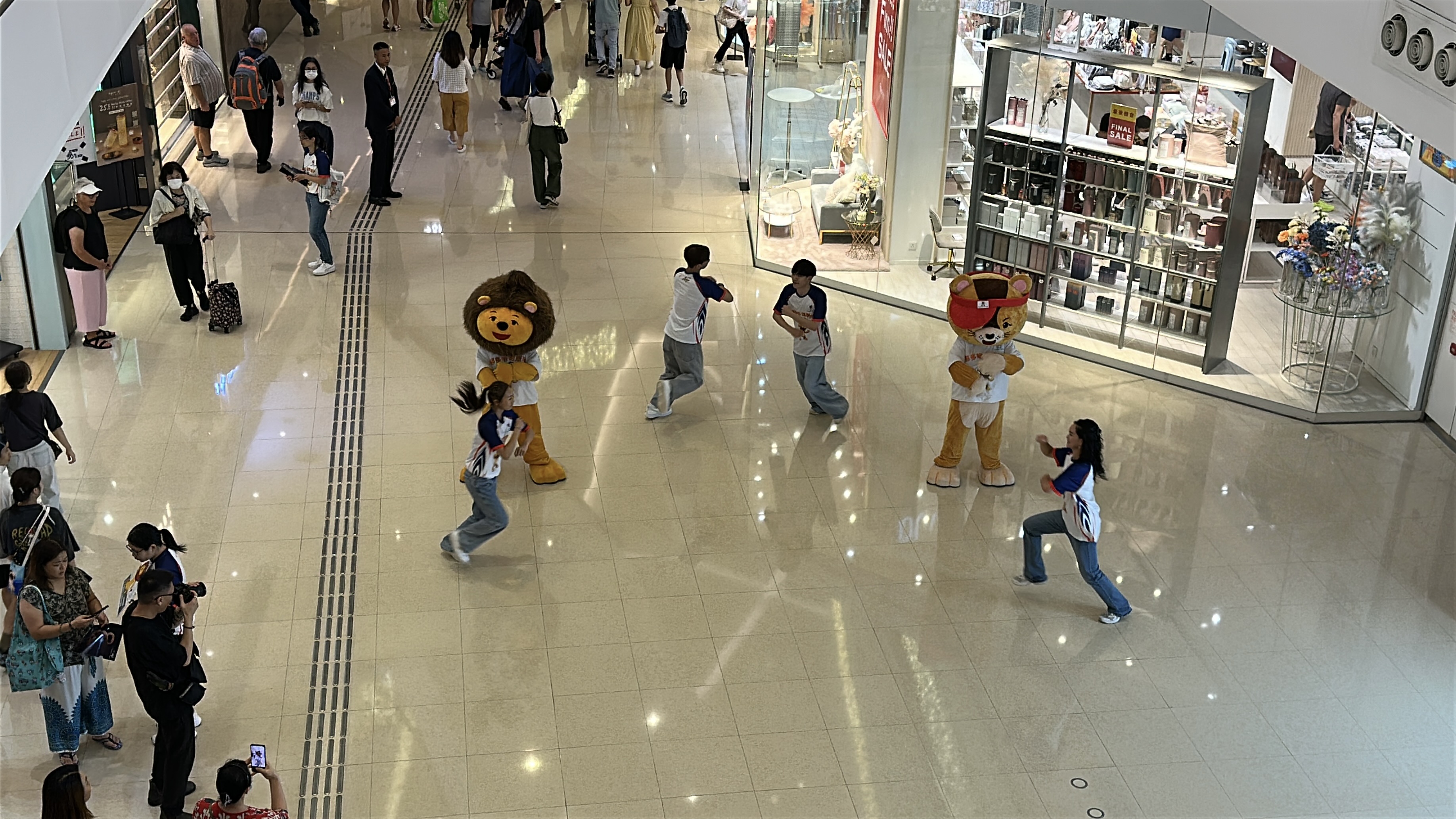 Change4Health - Lazy Lion “Dance for Health Challenge”